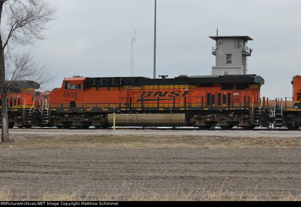 BNSF 6938